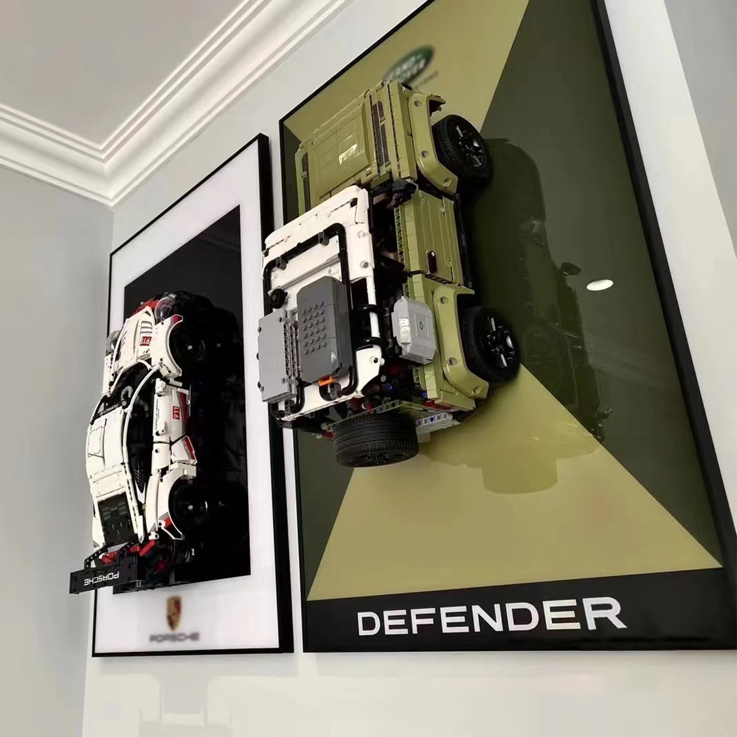 iLuane Display Wallboard for Lego Technic Land Rover Defender 42110 Bu